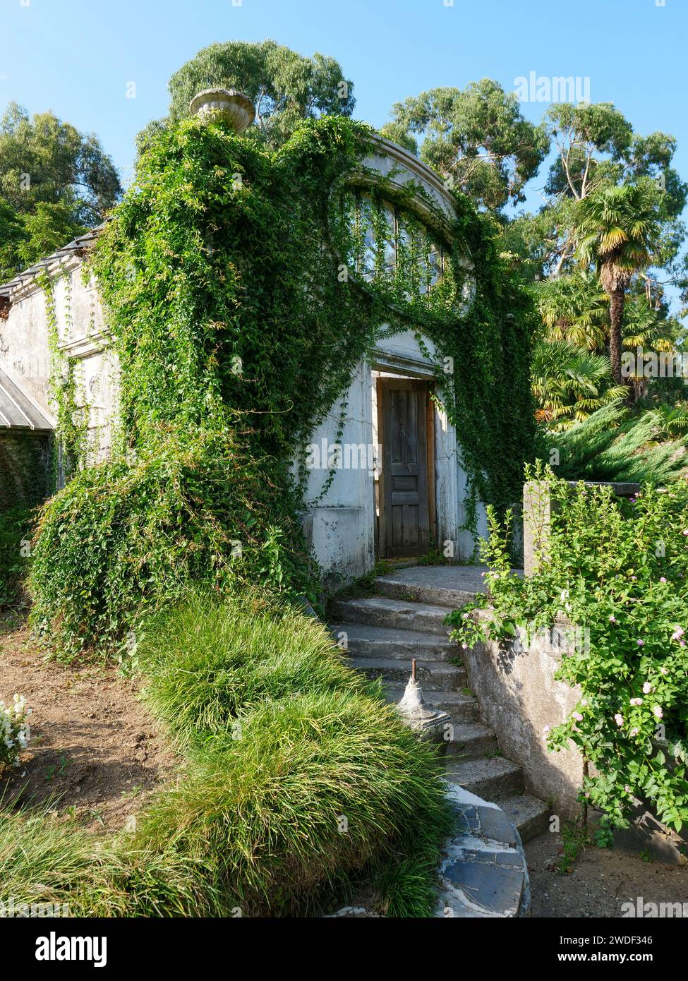 Mystery building hi-res stock photography and images - Alamy