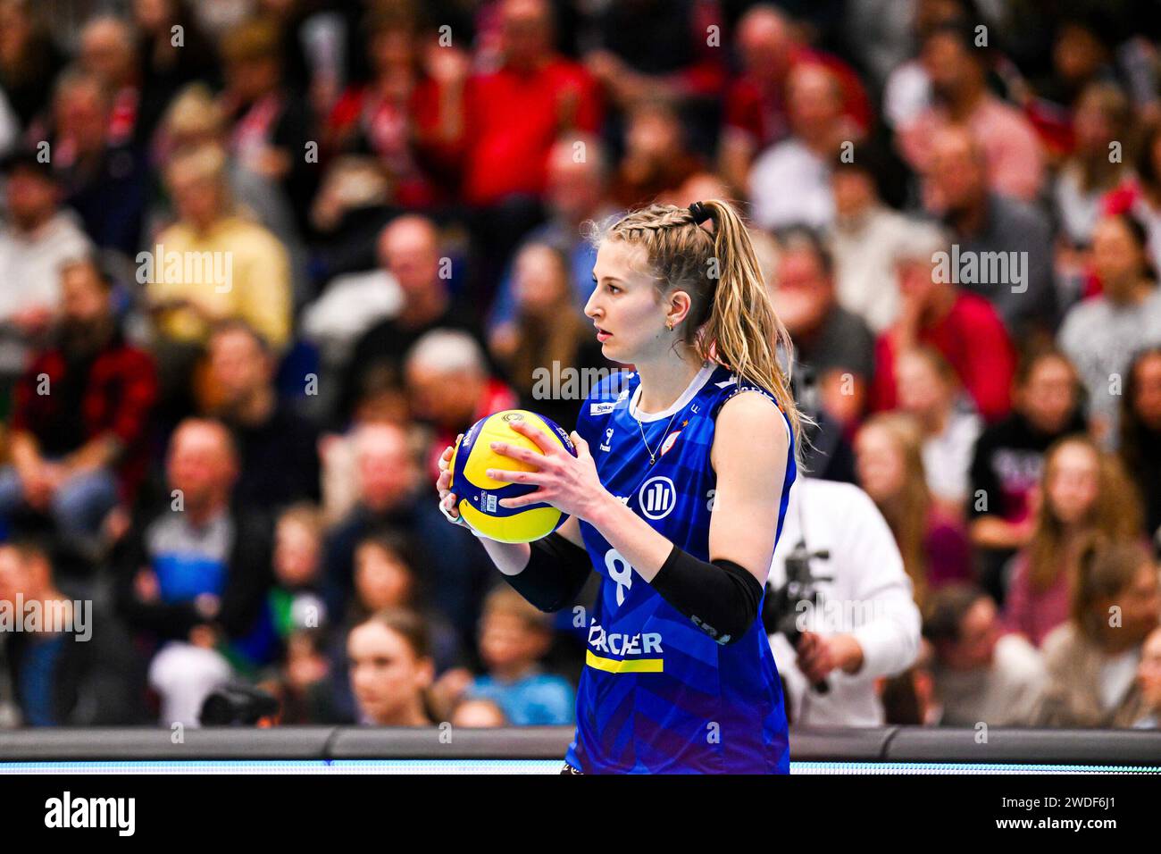 Dresden, Deutschland. 20th Jan, 2024. Monique Strubbe (Allianz MTV ...