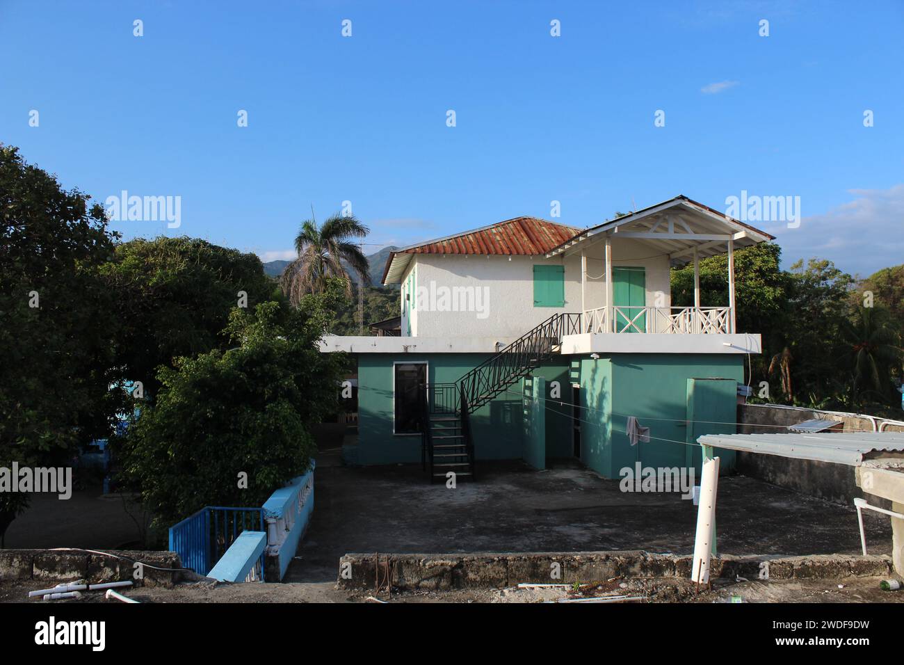 Colorful rooftop hi-res stock photography and images - Alamy