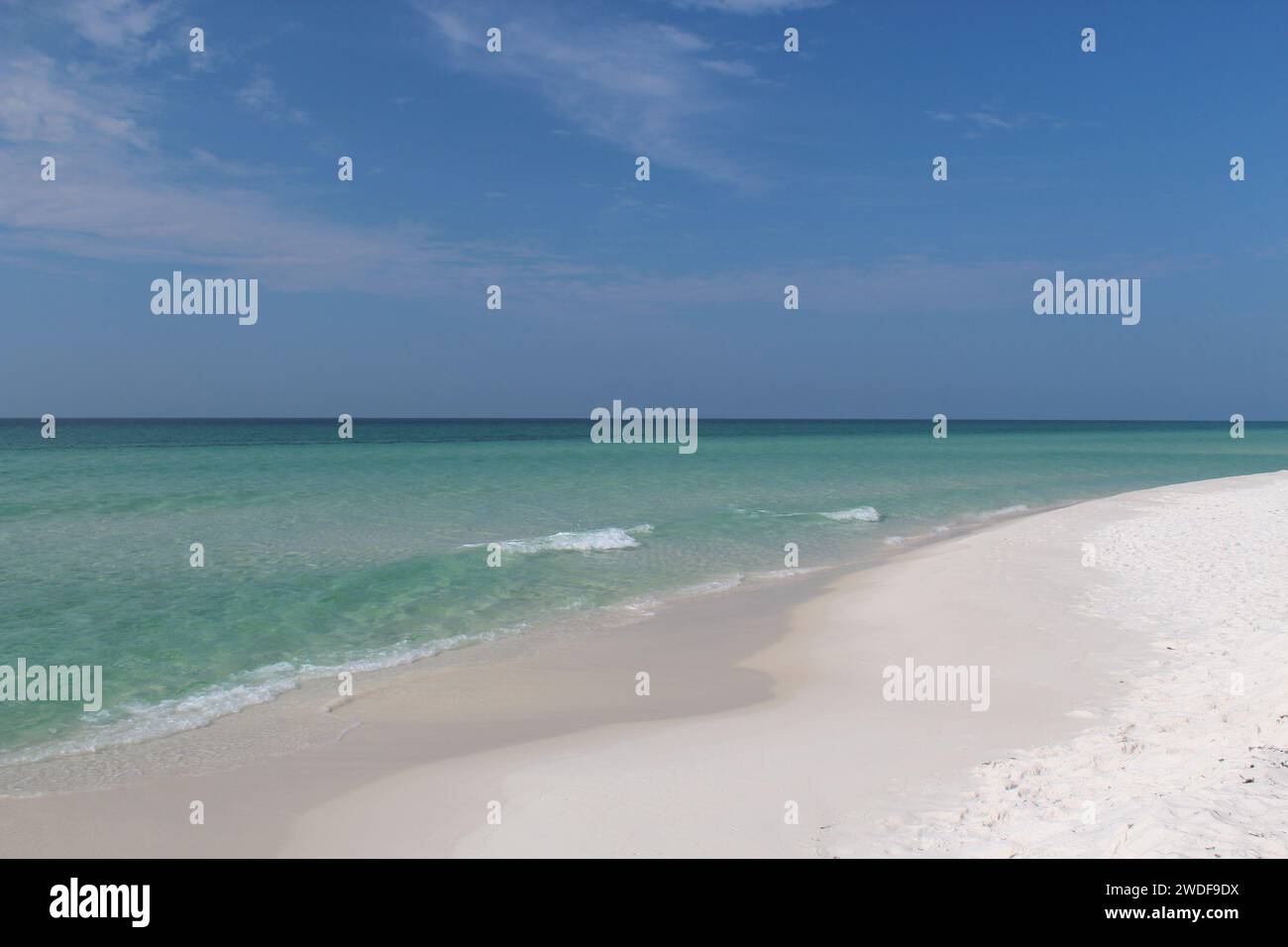 Beautiful emerald water on beach in Destin Stock Photo - Alamy