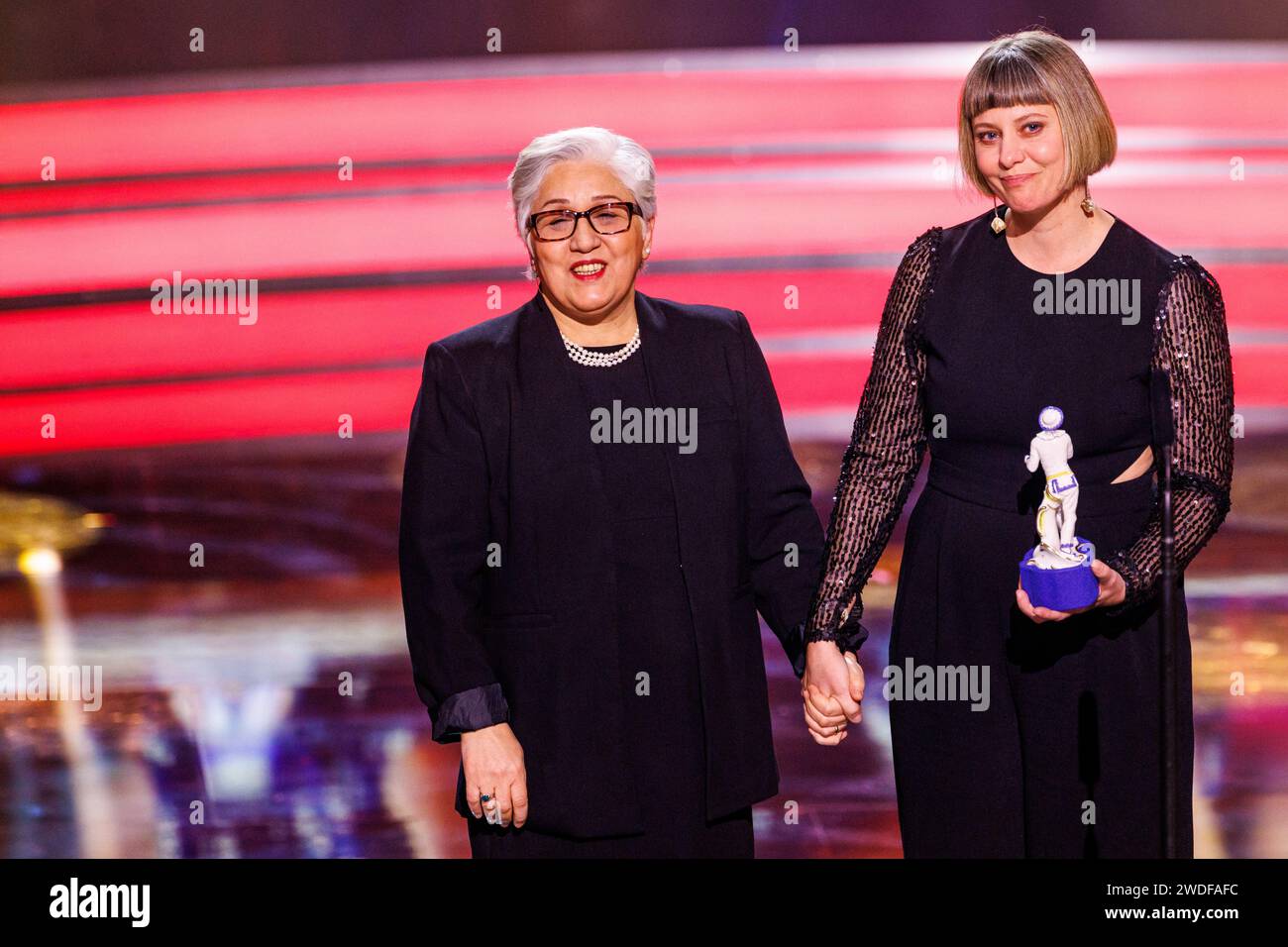 Munich, Germany. 19th Jan, 2024. Shole Pakravan is on stage with Steffi ...