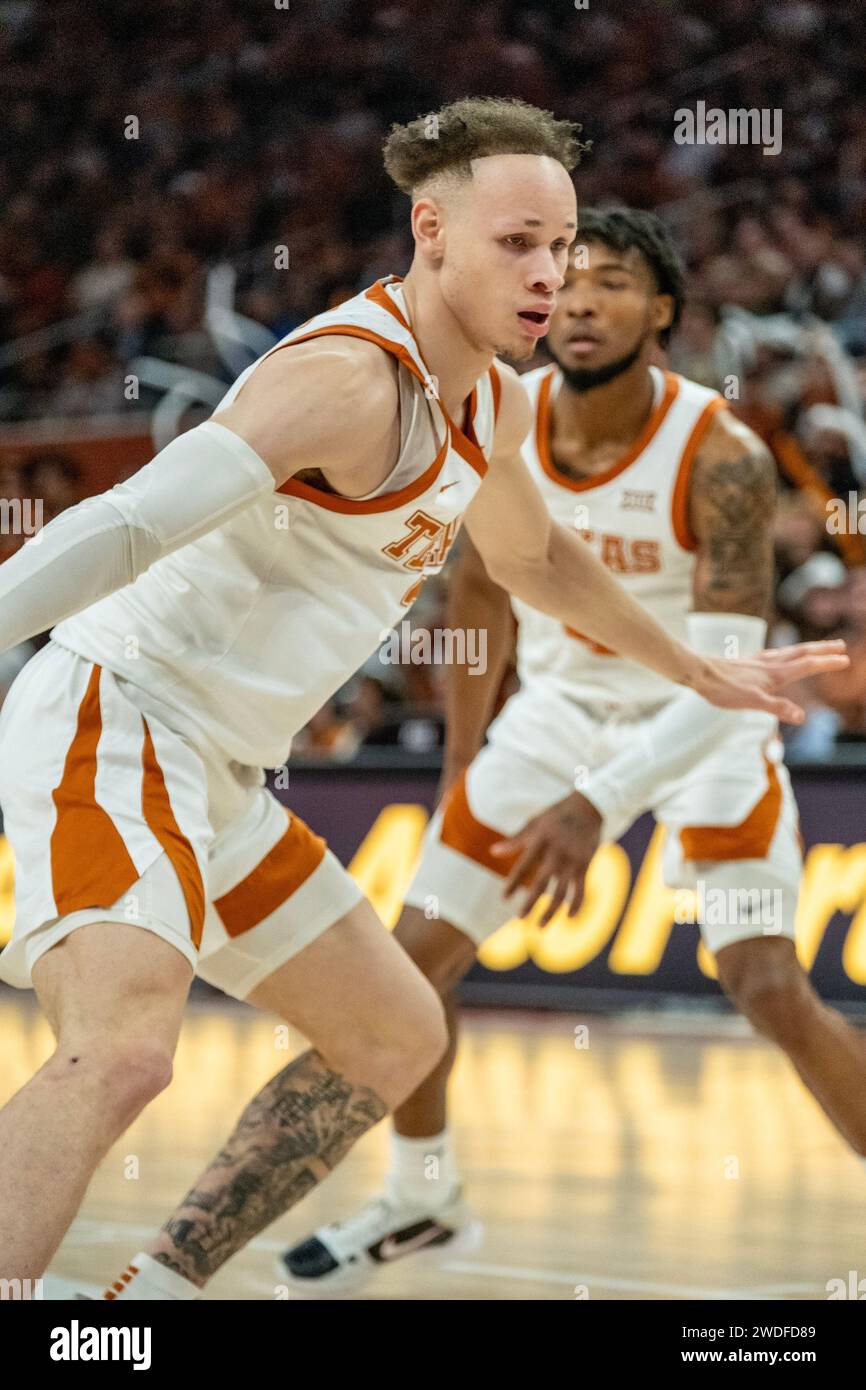 Texas, USA. 20th Jan, 2024. Chendall Weaver #2 of the Texas Longhorns ...