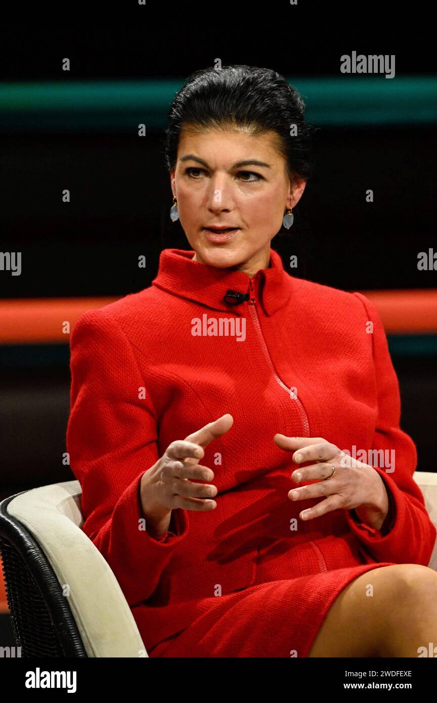 Sahra Wagenknecht Politikerin 01/24 her Sahra Wagenknecht am 17. Januar ...