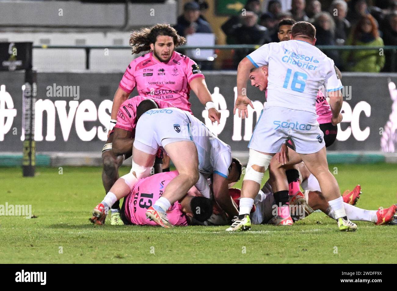 Treviso, Italy. 20th Jan, 2024. Scrum during Benetton Rugby vs ...