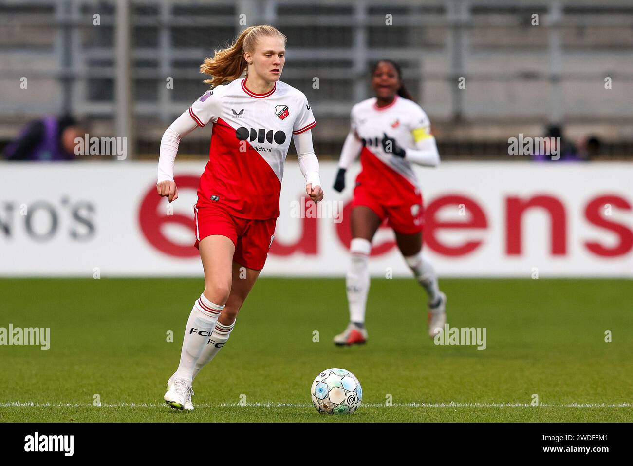 Judith roosjen of fc utrecht vrouwen hi-res stock photography and images - Alamy