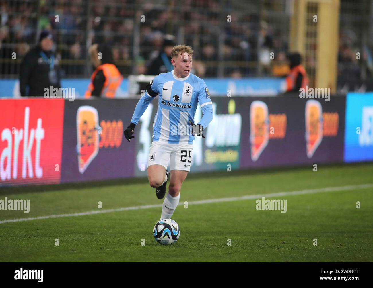 München, Deutschland 20. Januar 2024: Fussball, Herren, 3.Liga, Saison 2023/2024, TSV 1860 ...