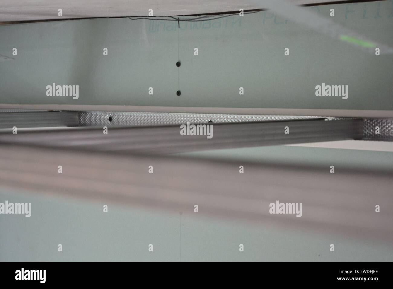 Building materials, renovation of rooms, metal structures, the process ...