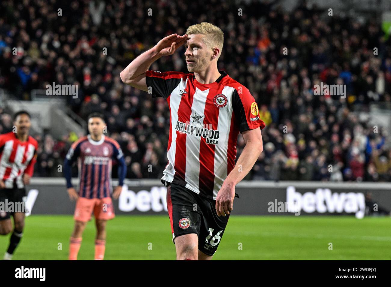 London, UK. 20th Jan, 2024. Ben Mee of Brentford celebrates his goal to ...
