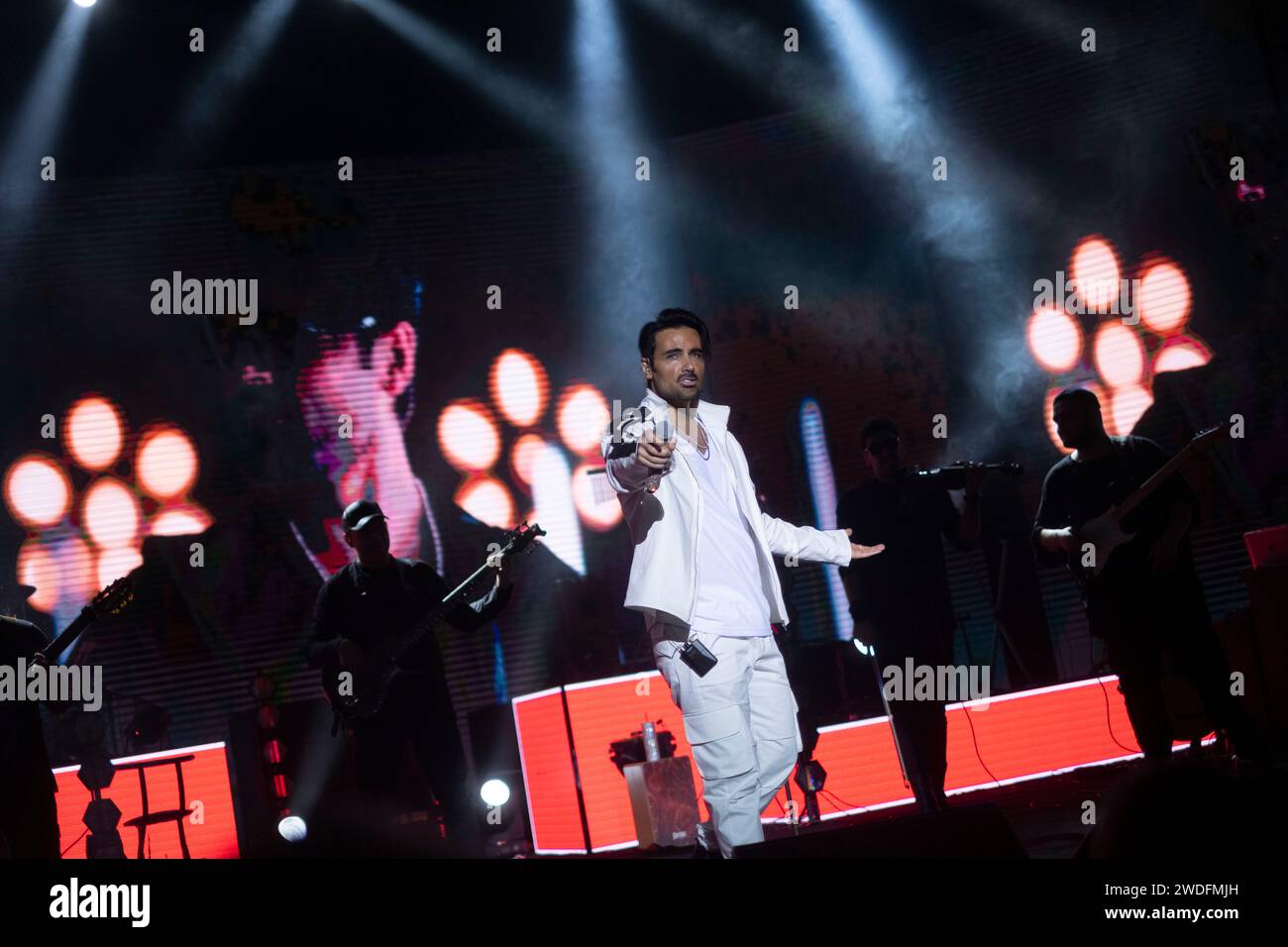 Tehran, Iran. 19th Jan, 2024. Iranian singer and composer Sohrab Pakzad ...