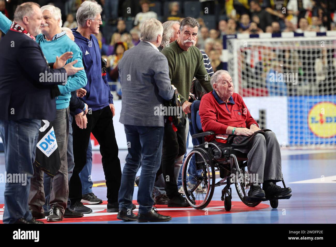 Deutschland österreich handball hi-res stock photography and images - Alamy