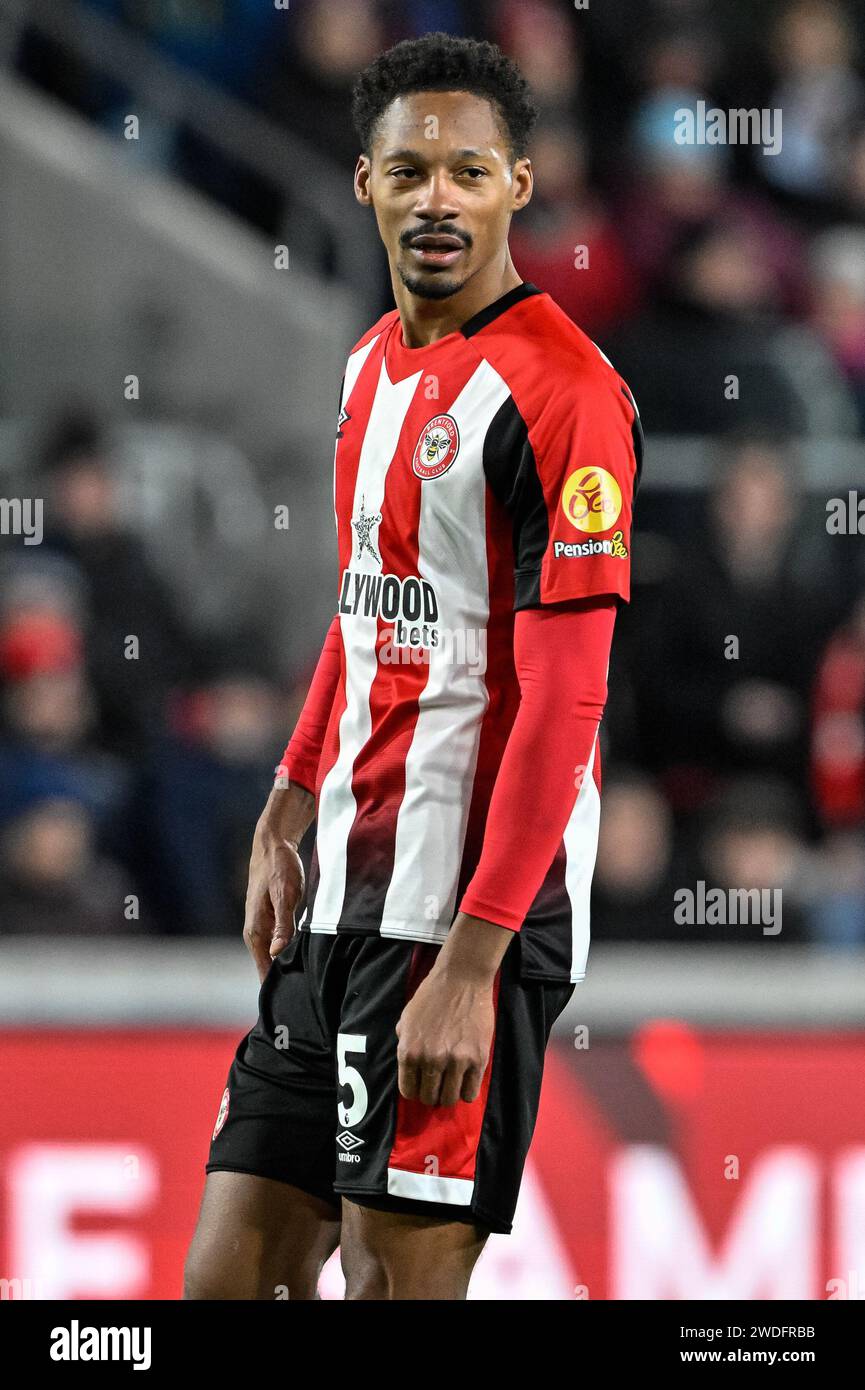 London, UK. 20th Jan, 2024. Ethan Pinnock of Brentford during the ...