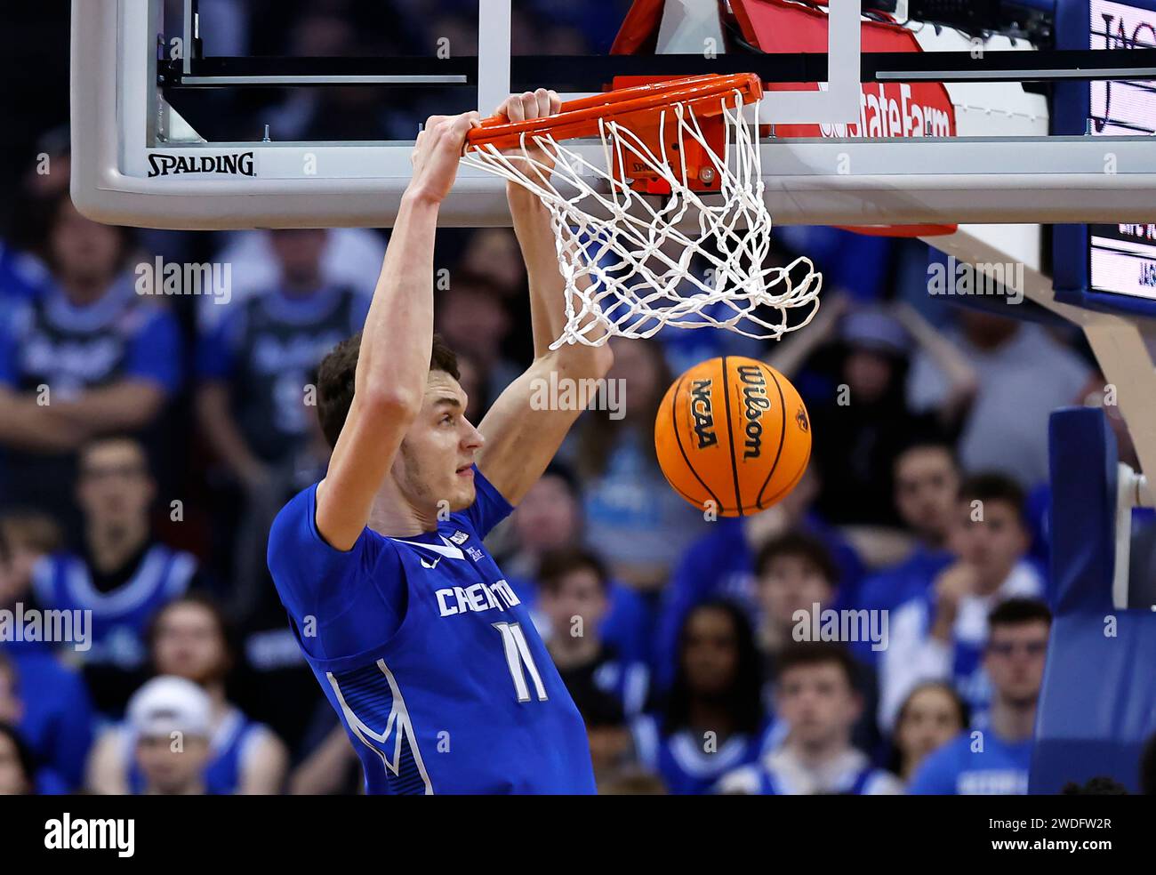 Creighton center Ryan Kalkbrenner (11) dunks against Seton Hall during ...