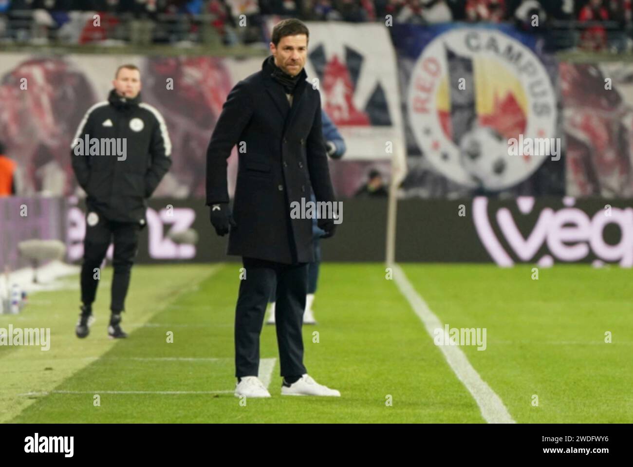 Xavi alonso leverkusen hi-res stock photography and images - Alamy