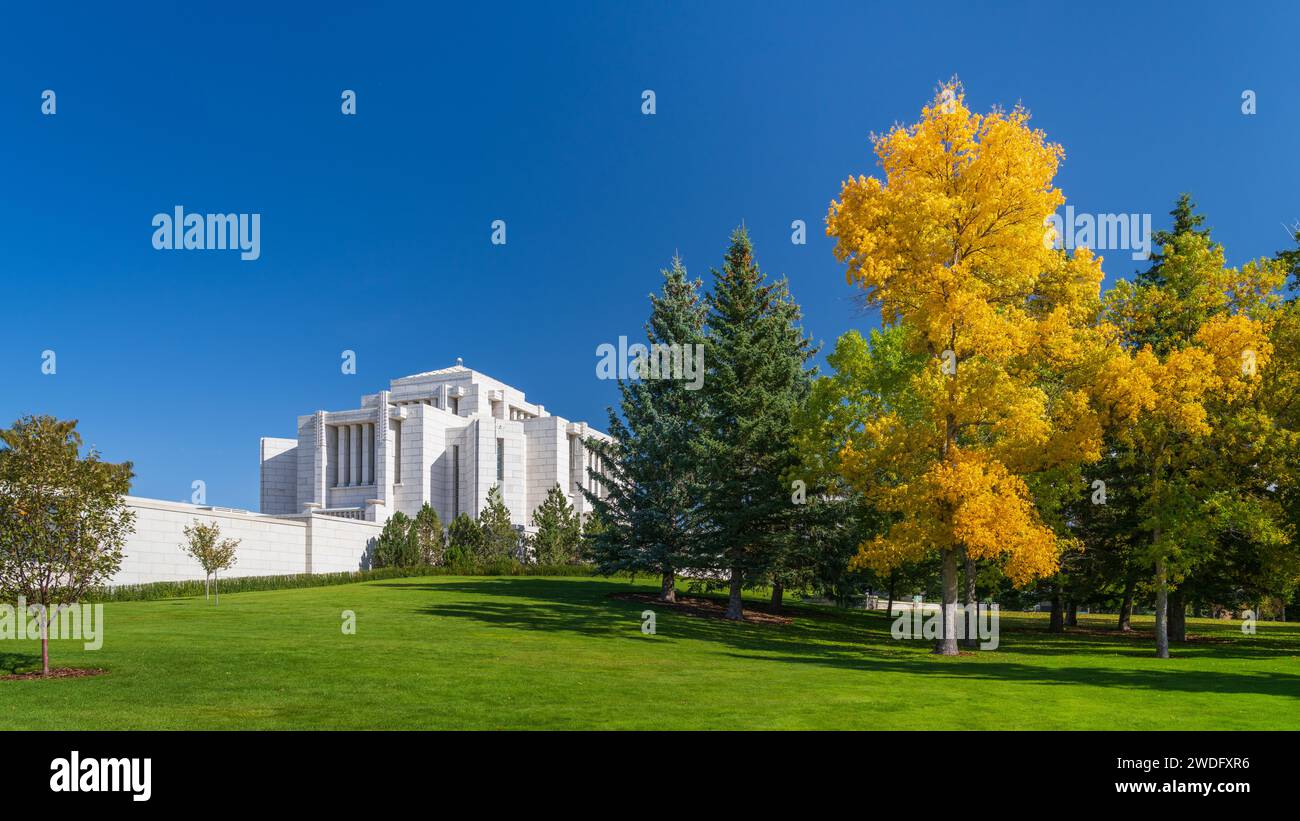 Cardston alberta temple hi-res stock photography and images - Alamy