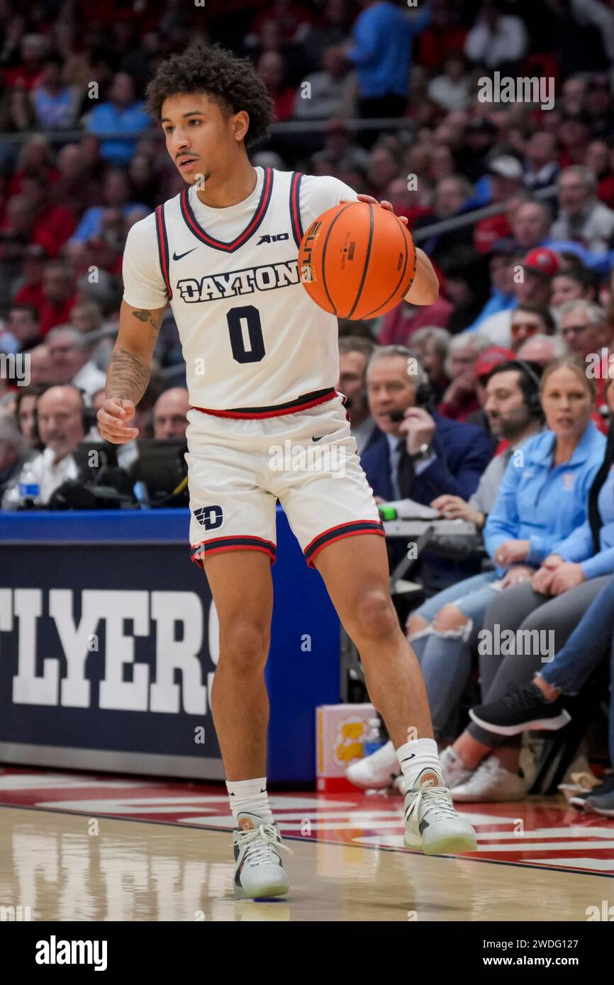 Dayton Flyers' guard Javon Bennett (0) dribbles the ball during an NCAA ...