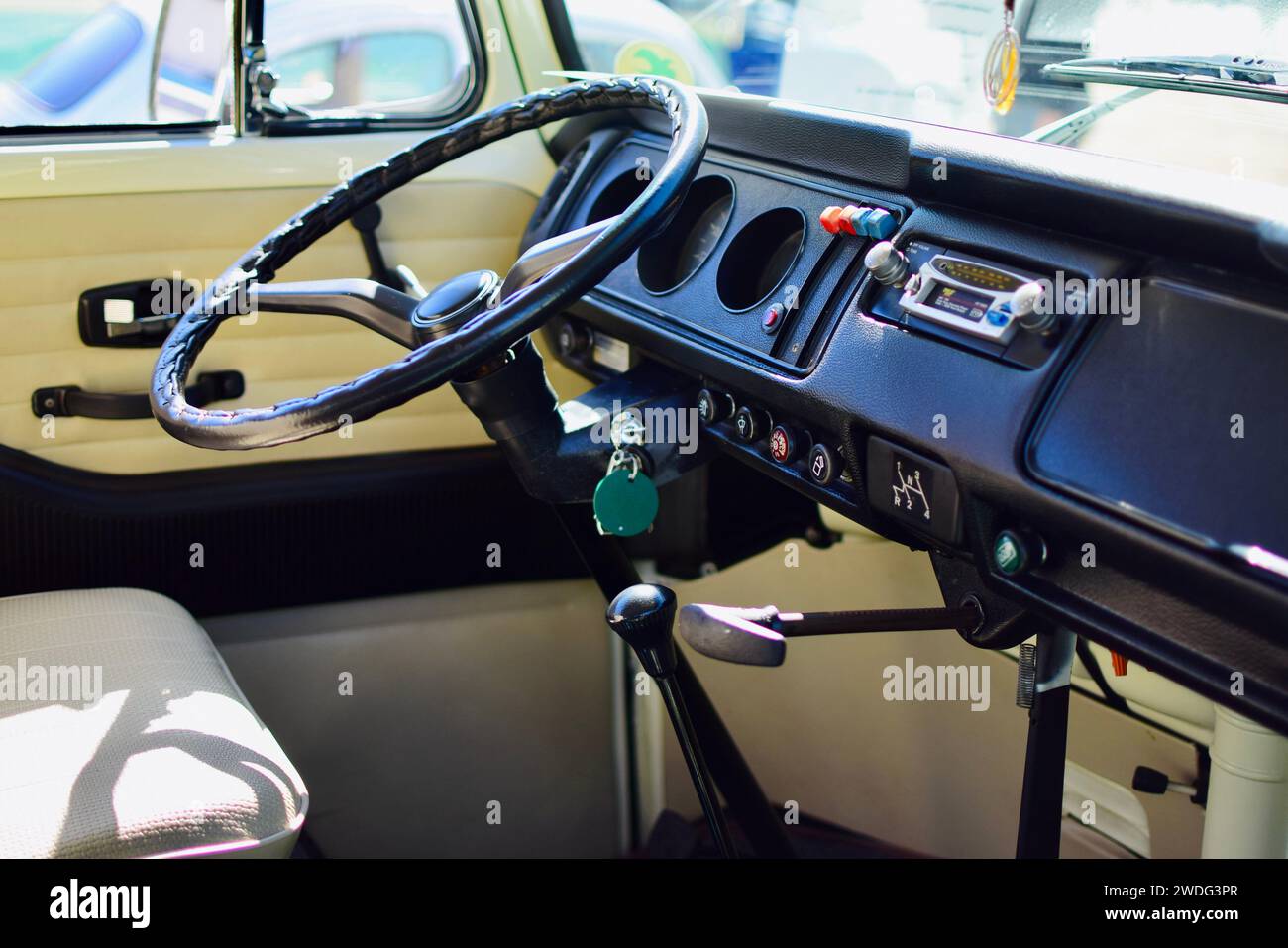 Vw bus interior hi-res stock photography and images - Alamy