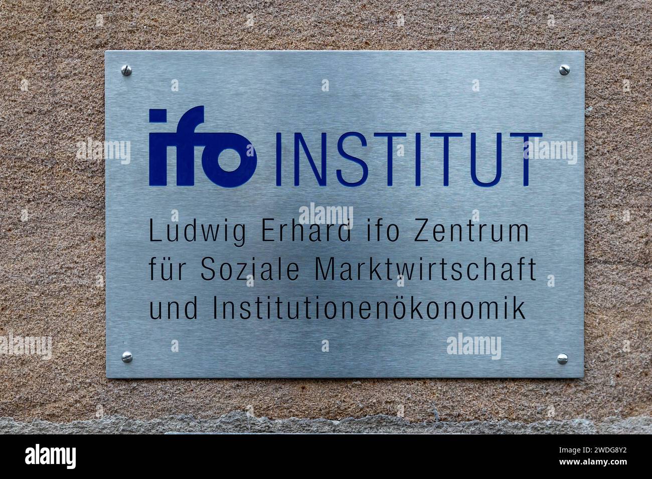 Gesellschaftsmodell hi-res stock photography and images - Alamy