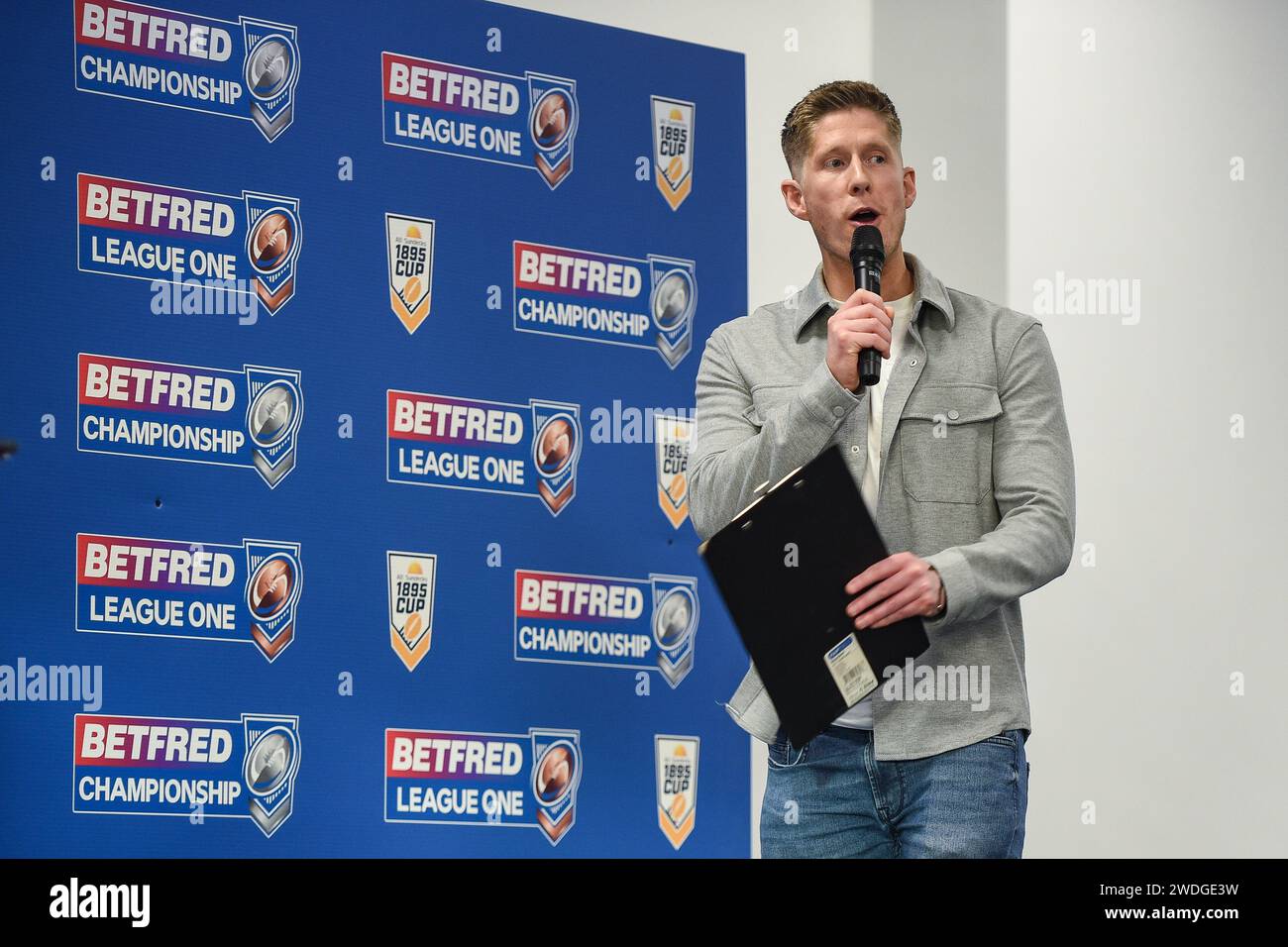 Rugby league presenter hi-res stock photography and images - Alamy