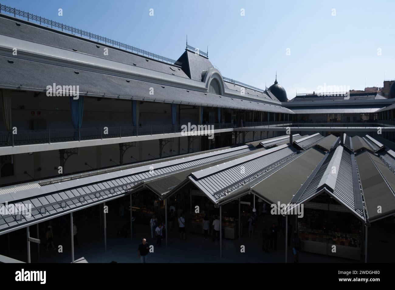 Porto, Portugal - September 12, 2023. Bolhão Temporary Market Stock ...
