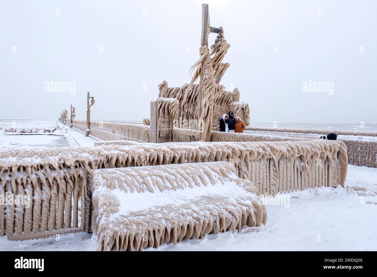 Winter wonderland, people taking photos of ice covered surfaces, Lake ...