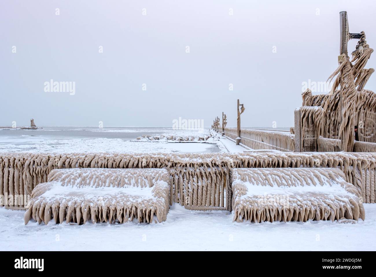 Winter wonderland, icicles from Lake Erie frozen waves water covering ...