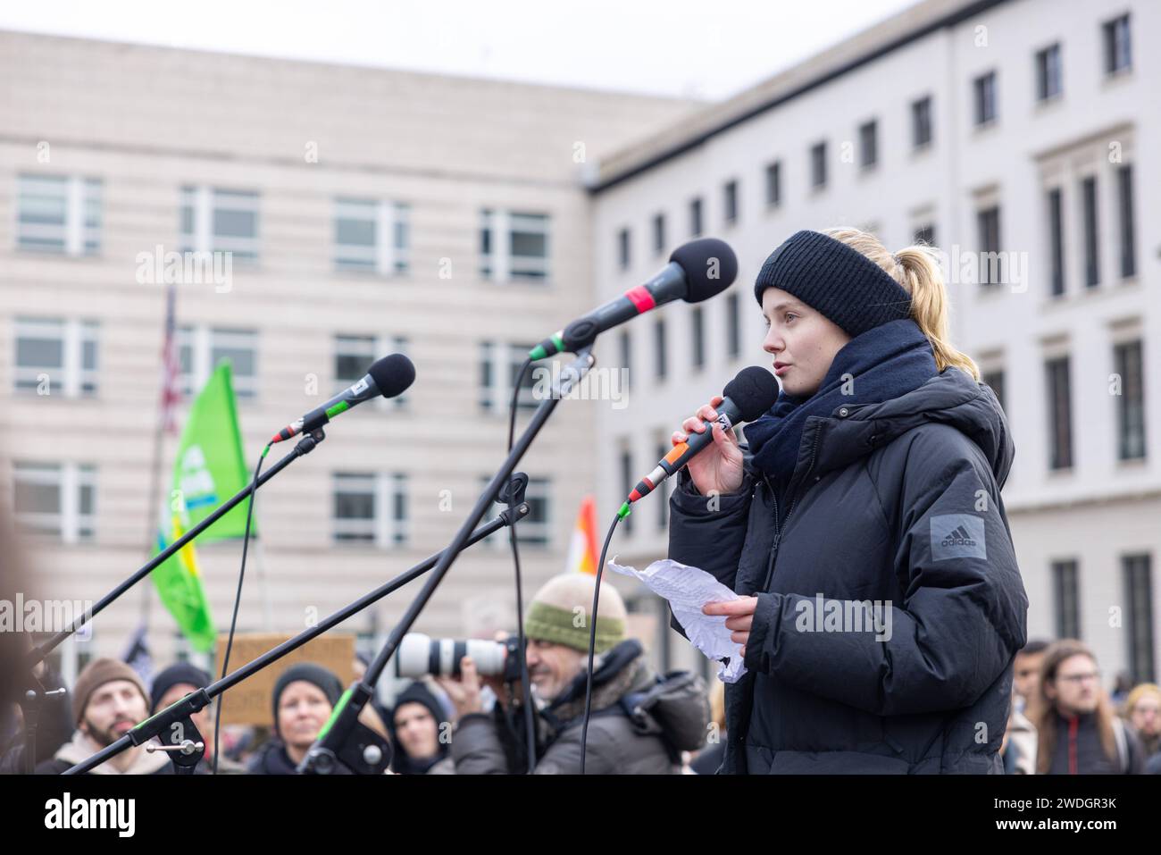 Demo Demokratie Verteidigen Deutschland, Berlin am 14.01.2024: Paula ...