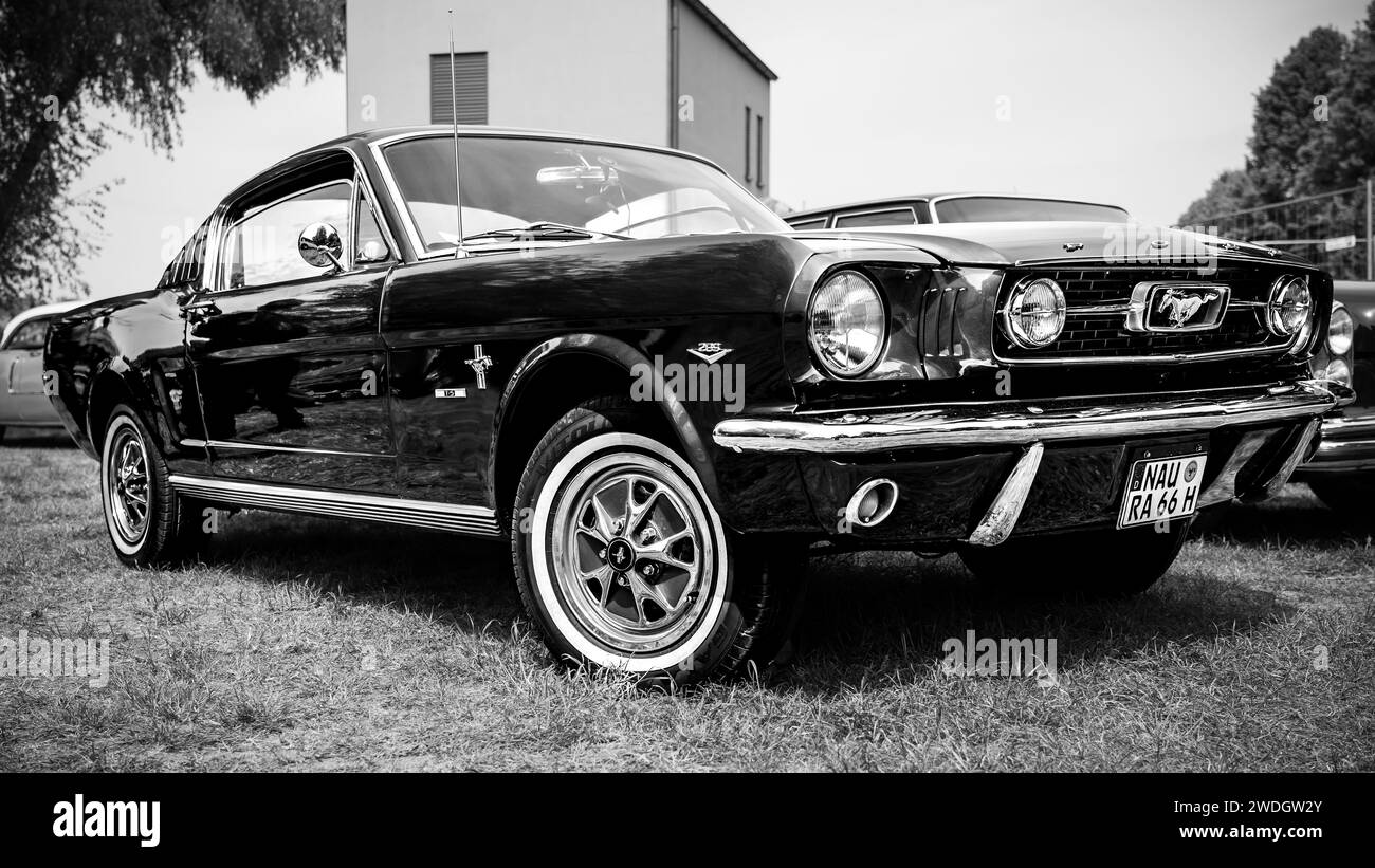 WERDER (HAVEL), GERMANY - MAY 20, 2023: The muscle car Ford Mustang ...