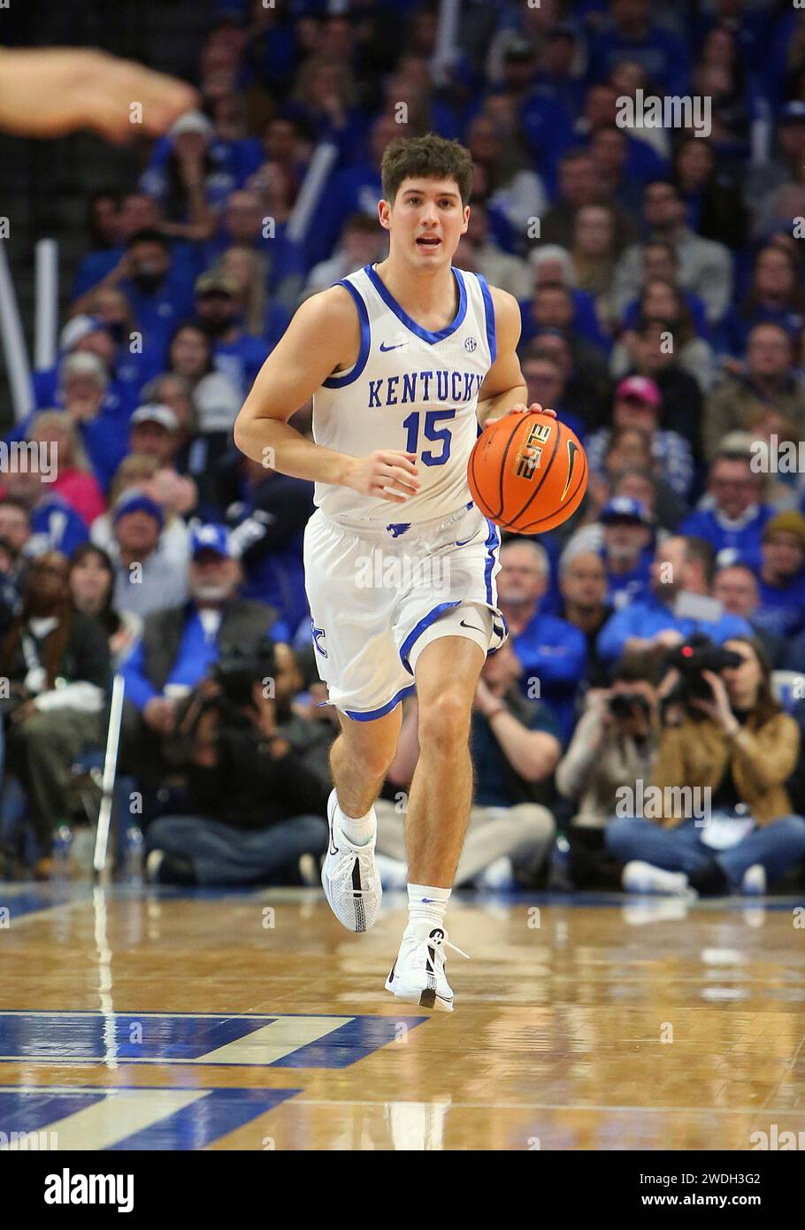 LEXINGTON, KY - JANUARY 20: Kentucky Wildcats guard Reed Sheppard (15 ...