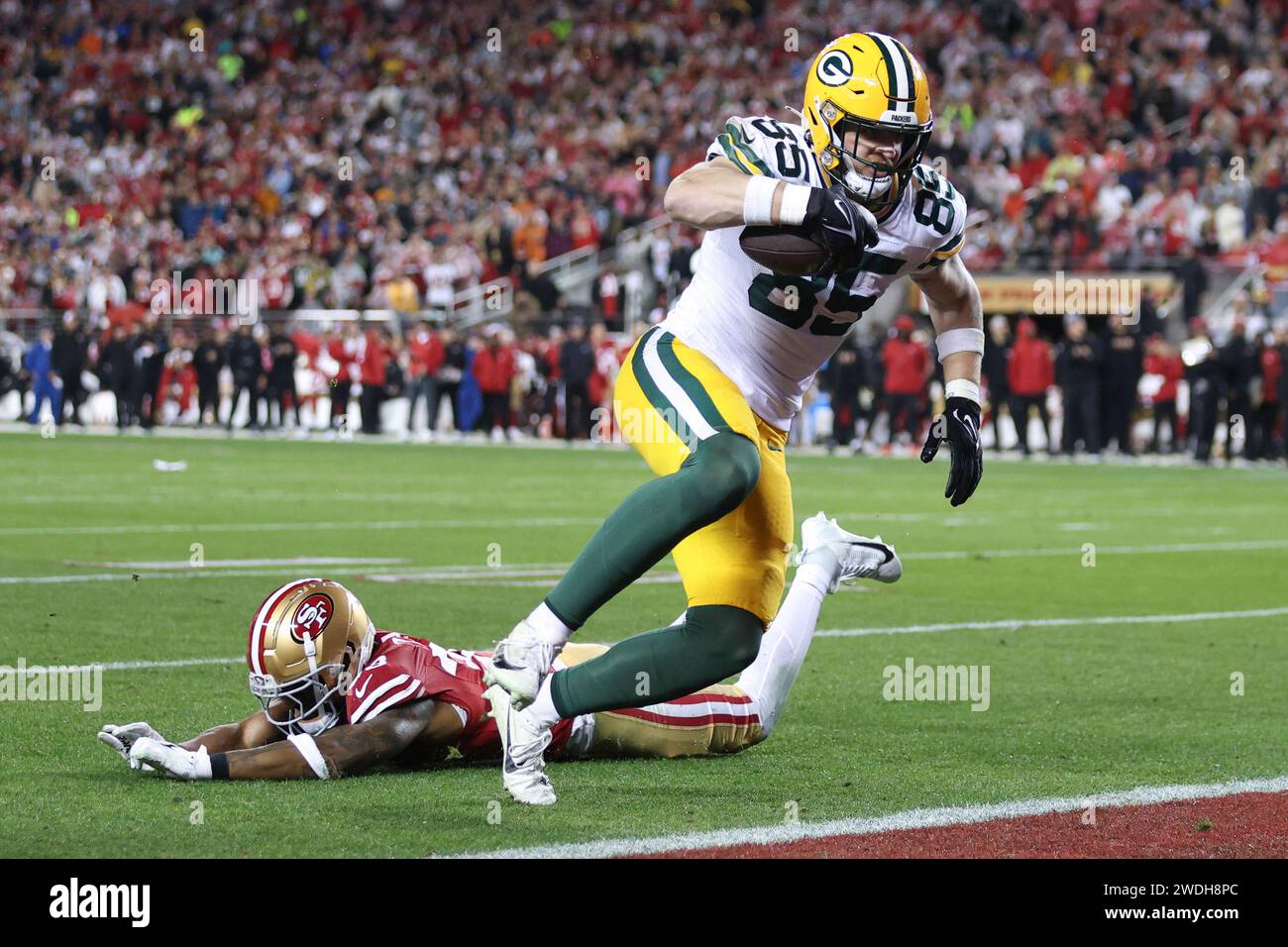 Green Bay Packers tight end Tucker Kraft (85) scores a touchdown during ...