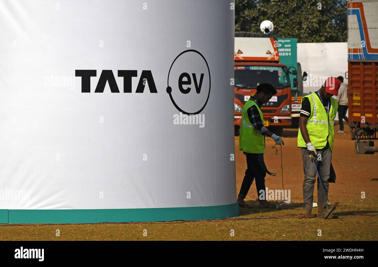 Mumbai, India. 20th Jan, 2024. Workers are seen cleaning near the Tata ...