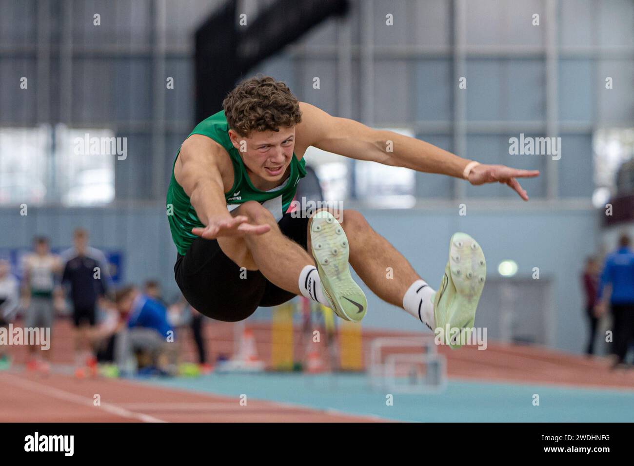 Julius Kleine (SV Halle); DM Mehrkampf Halle in der Leichtathletikhalle ...