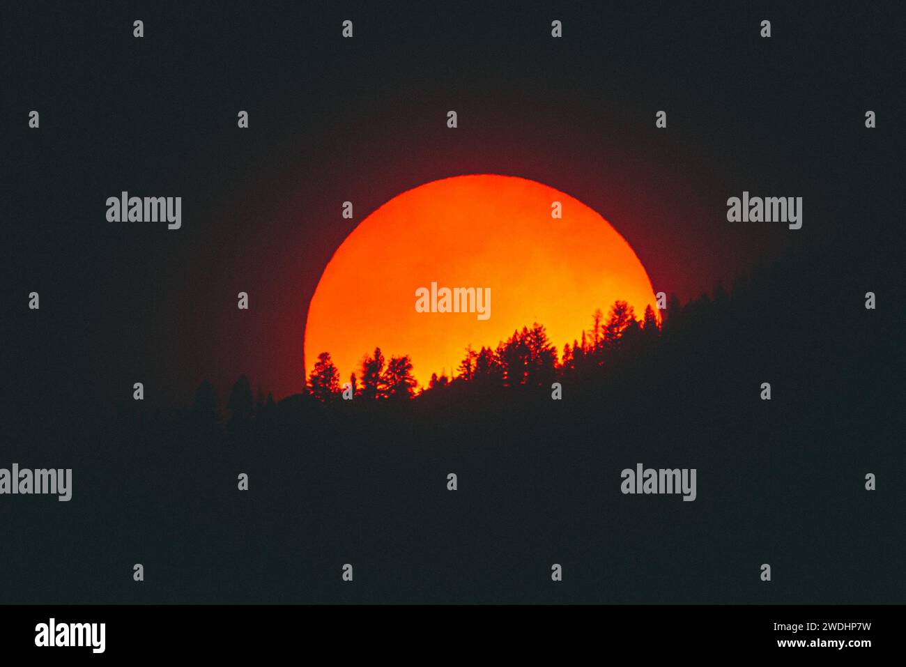 Rustic sunrise art hi-res stock photography and images - Alamy
