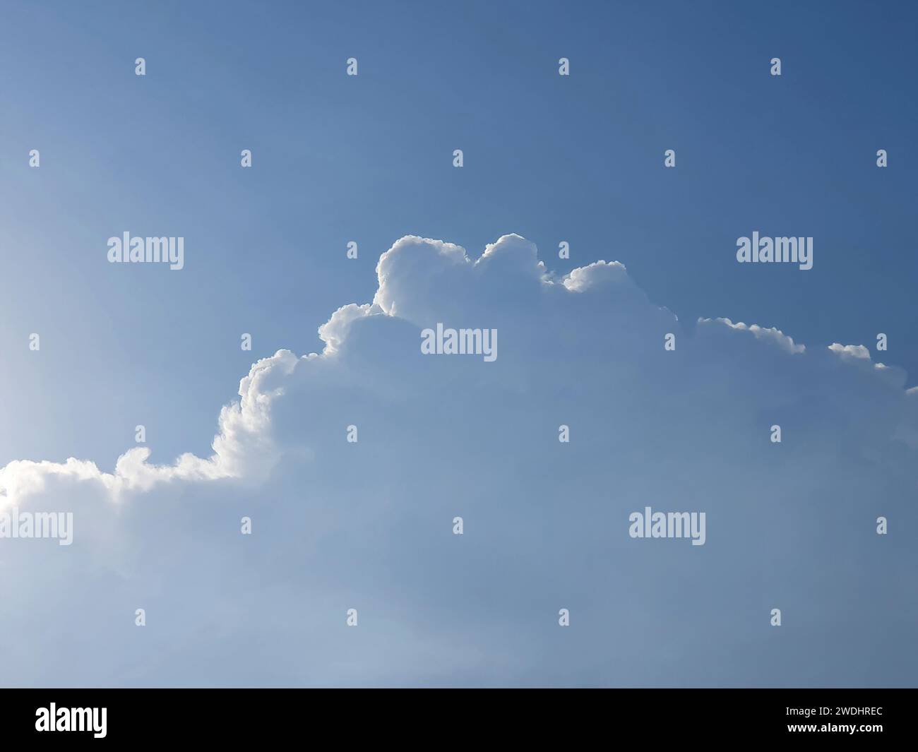 Half cloudy half blue sky hi-res stock photography and images - Alamy