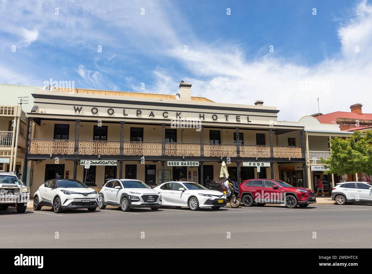 Australian country pub hi-res stock photography and images - Alamy