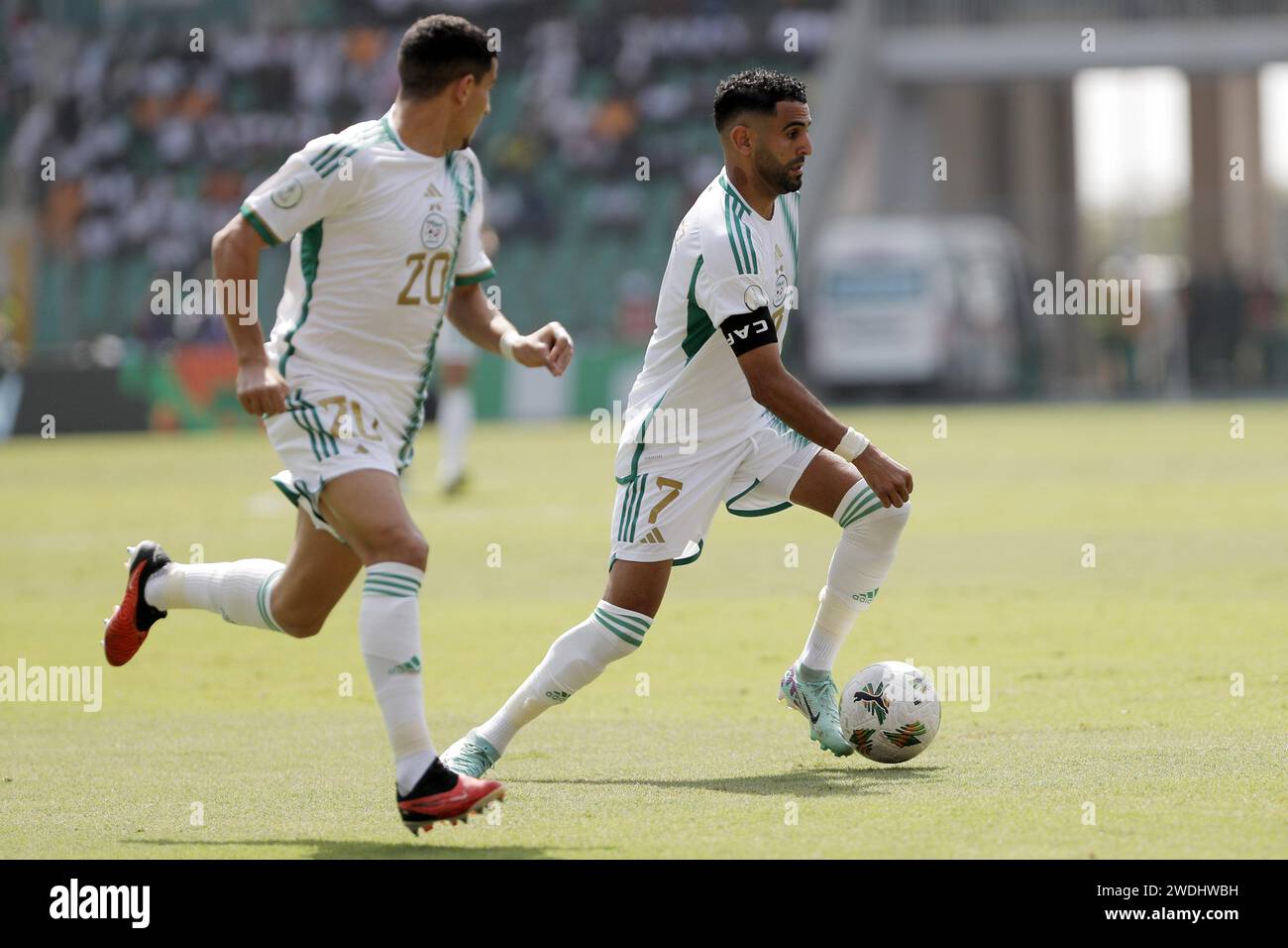 © Anis/APP/MAXPPP - L'Algerien RIYAD KARIM MAHREZ, lors du match de ...