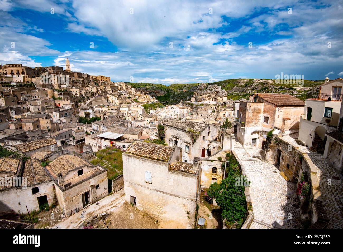 View ancient matera cave hi-res stock photography and images - Alamy