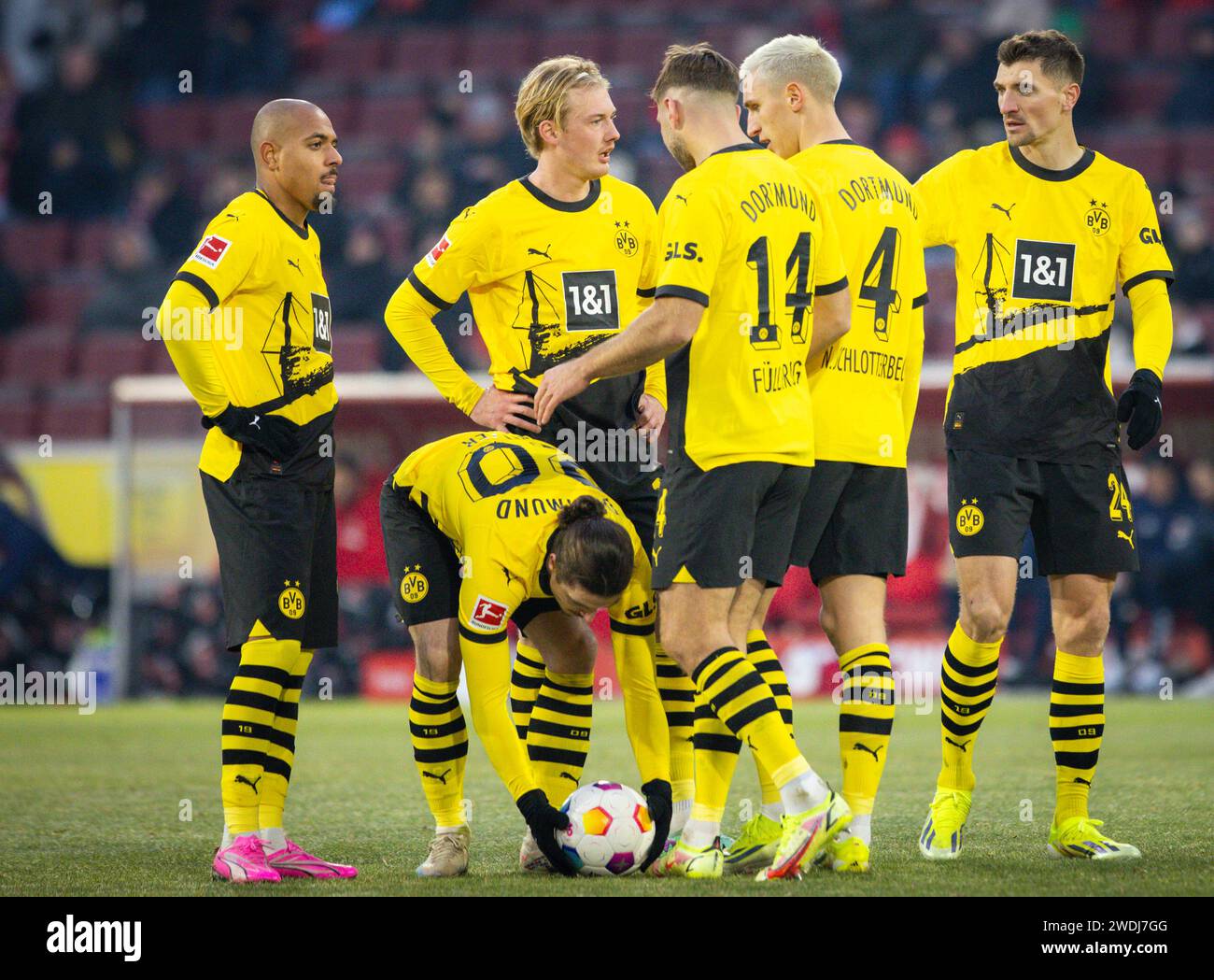 Cologne, Germany. 20th Jan 2024. Donyell Malen (BVB), Marcel Sabitzer ...
