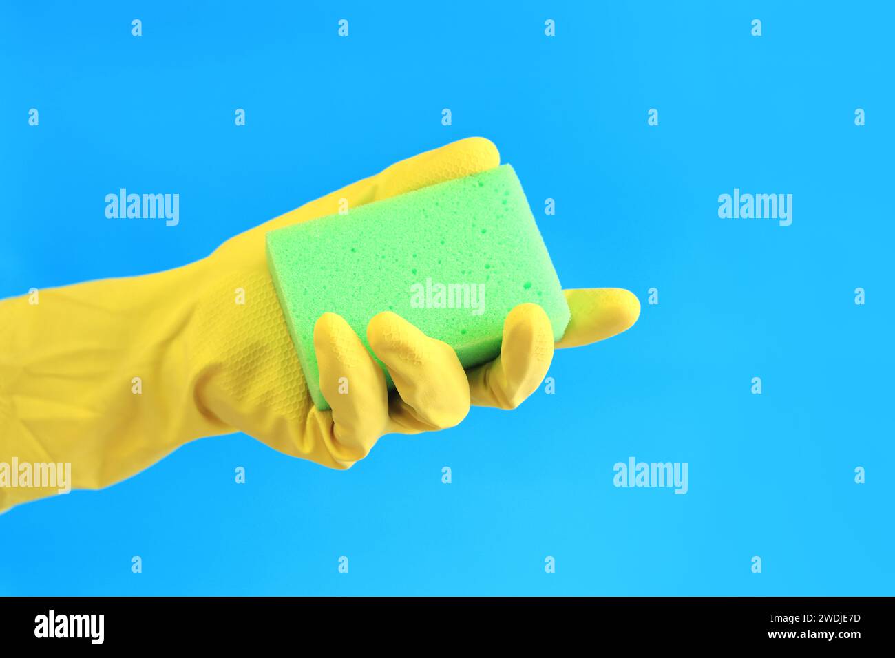 Hands housewife washing dishes in hi-res stock photography and images ...