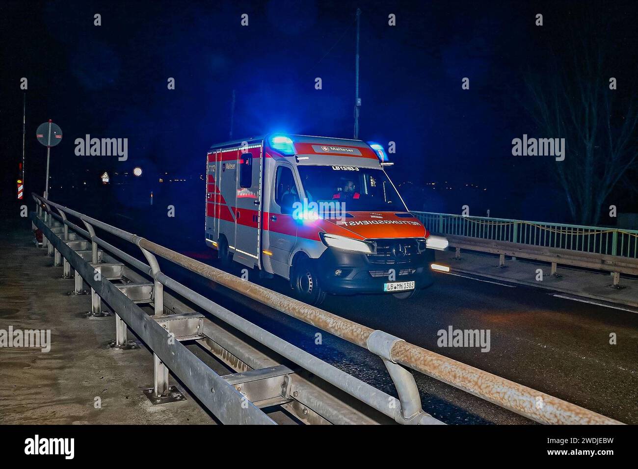 Feuerwehr anweisung hi-res stock photography and images - Alamy