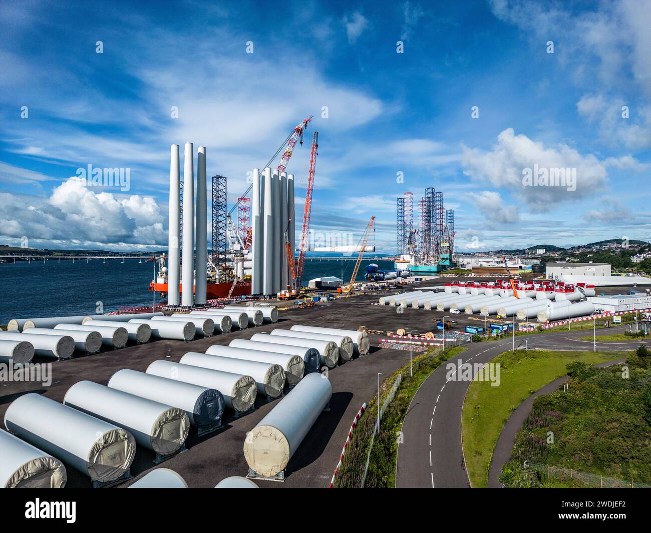 Offshore wind vessels hi-res stock photography and images - Alamy Offshore wind vessels hi-res stock photography and images - Alamy