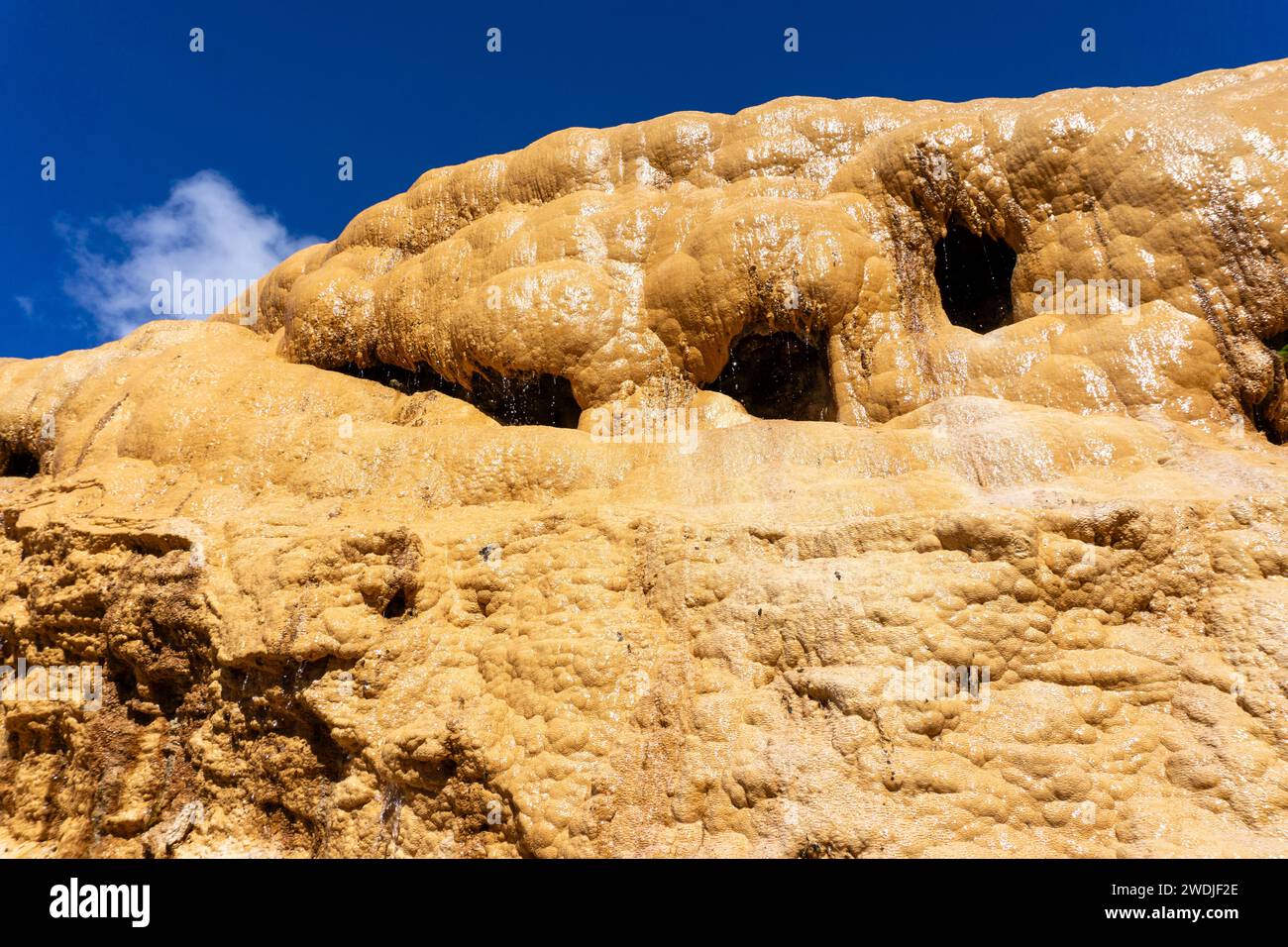 Sulfur springs hi-res stock photography and images - Alamy