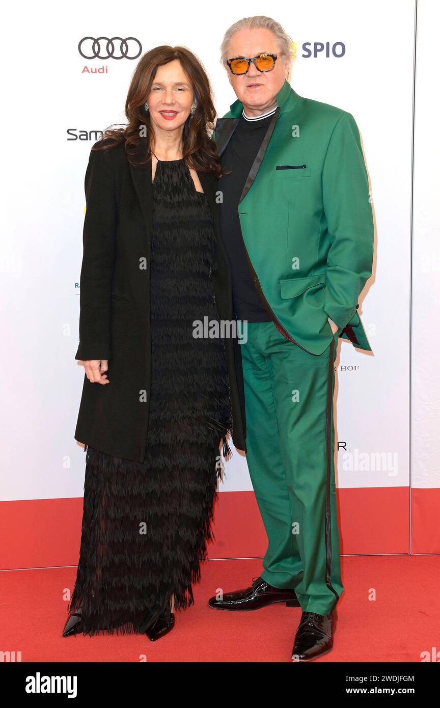 Michael Brandner mit Ehefrau Karin Brandner beim 48. Deutschen Filmball ...