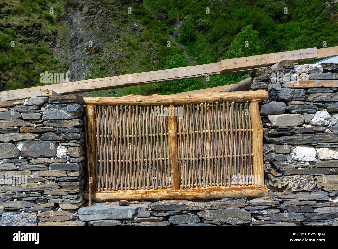 Traditional stone wall in Georgia Eastern Europe Stock Photo - Alamy