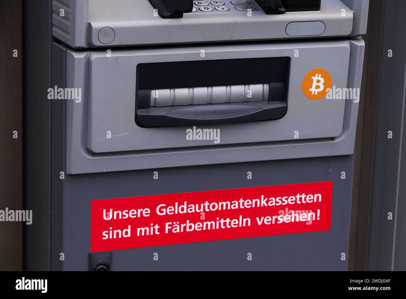 Düsseldorf 21.01.2023 Bargeld Bargeldautomat ATM EC-Karte electronic ...