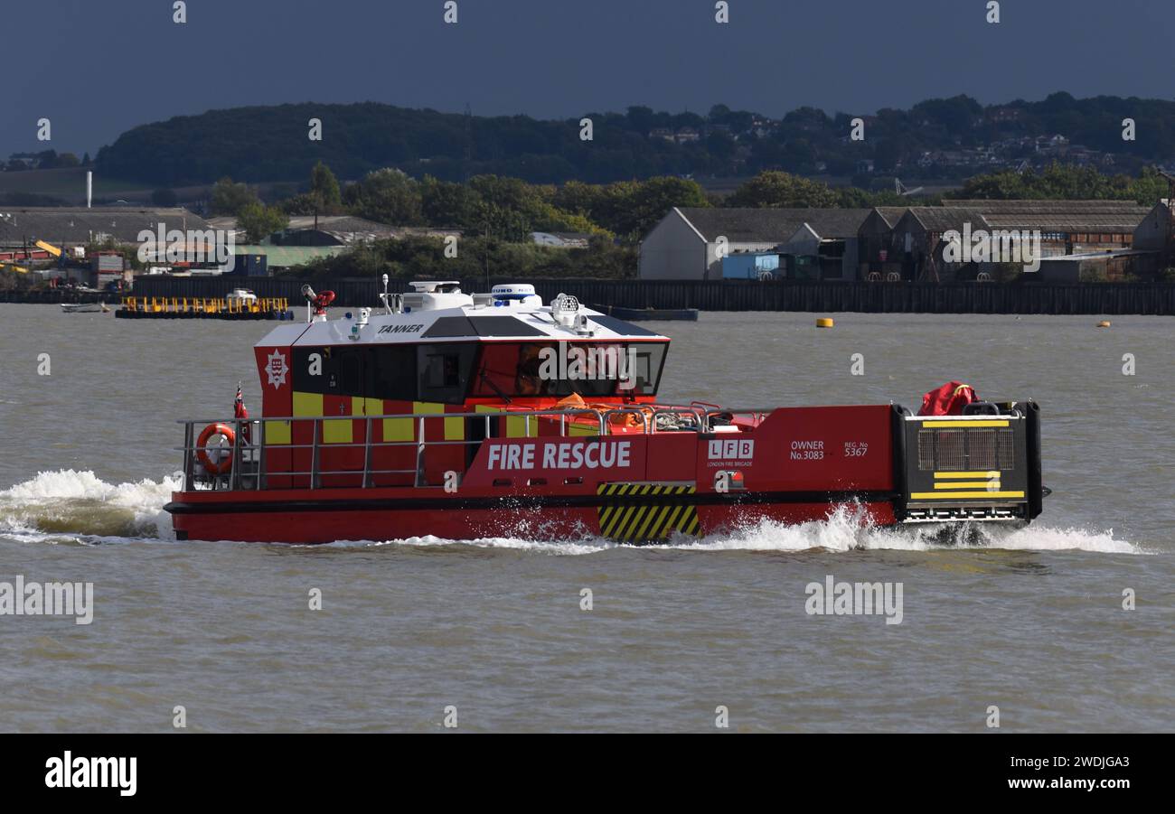 The London Fire Brigade has just added to two brand new vessels to ...