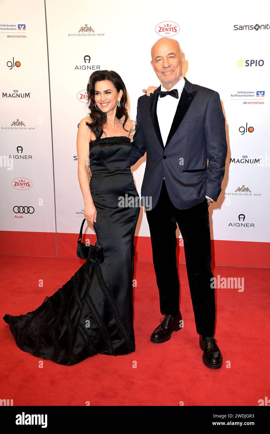 Heiner Lauterbach mit Ehefrau Viktoria Lauterbach beim 48. Deutschen Filmball 2024 im Hotel ...