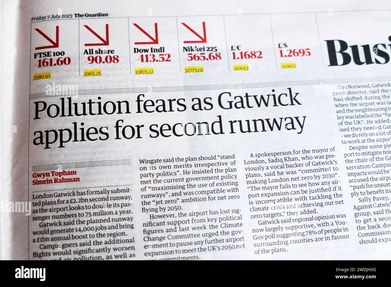 'Pollution fears as Gatwick applies for second runway' Guardian ...