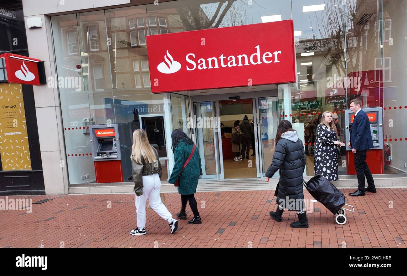 Santander signage hi-res stock photography and images - Alamy