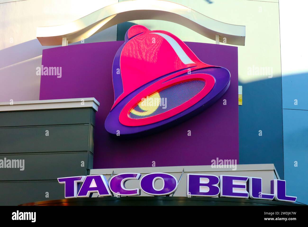 Universal City, Hollywood, California: TACO BELL fast food restaurant on CityWalk at Universal ...