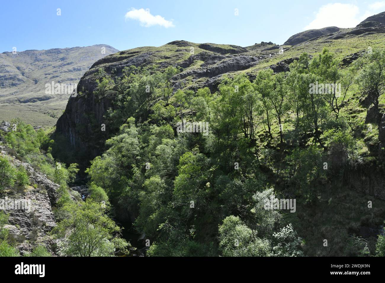 Dramatic scottish scenery hi-res stock photography and images - Alamy